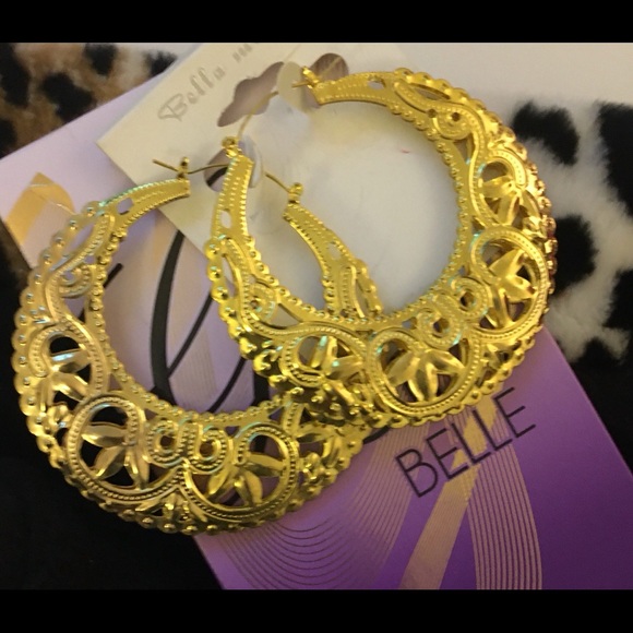 Bella Moda | Jewelry | Earrings Stylish Mixer Or Work | Poshmark